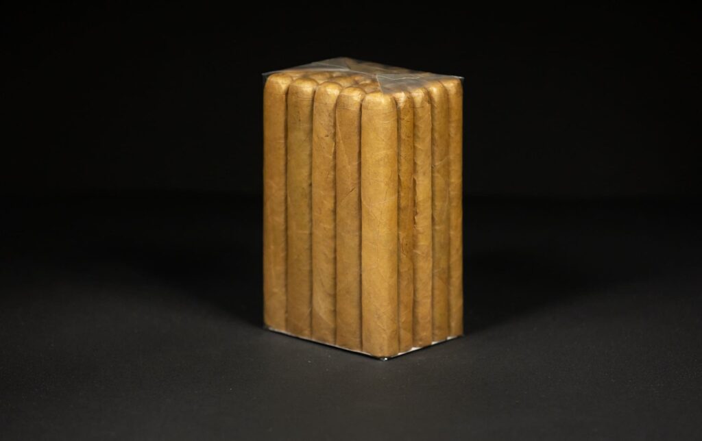 Box Pressed 6 1/2 x 54 Connecticut - DG Cigars
